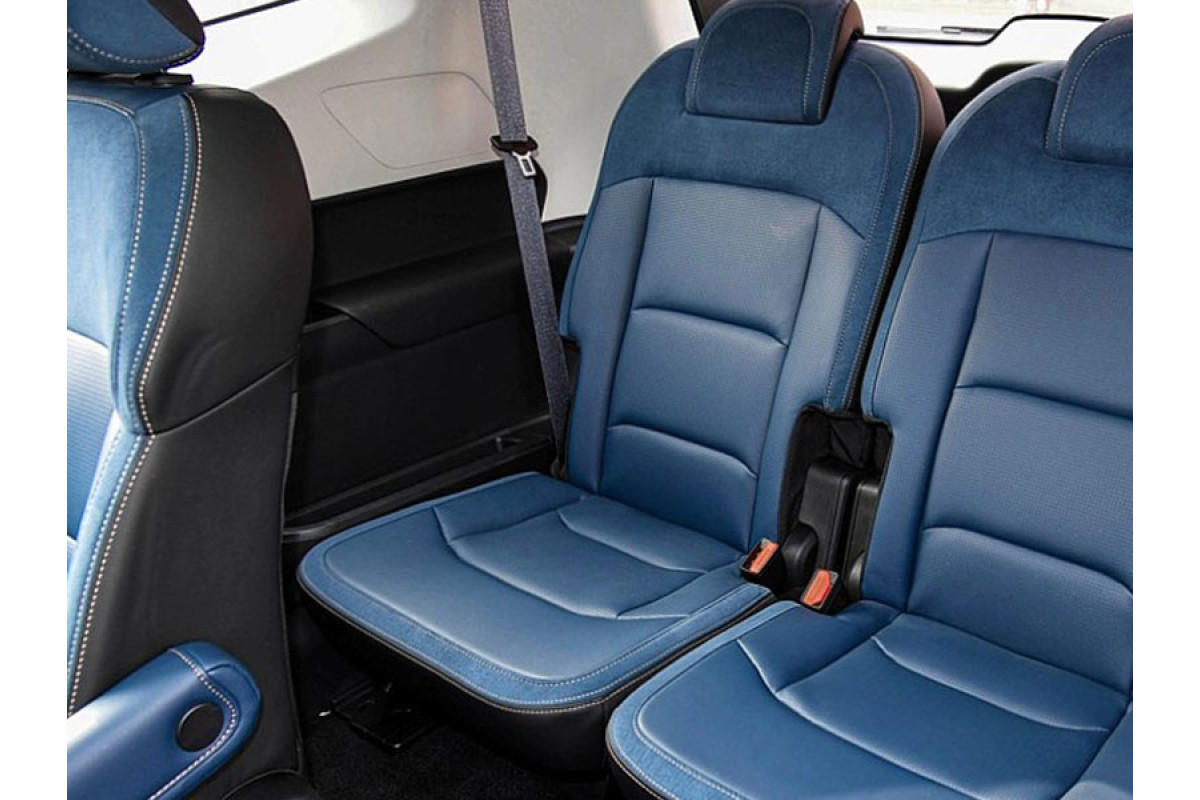 Электрический кроссовер Geely Livan 9 Fashion